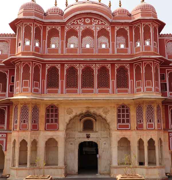 10 Most Popular Forts & Palaces That You Must Visit In Royal Rajasthan Tour