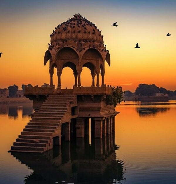 Top 10 Places to visit in Rajasthan, Tourist places & attractions in ...